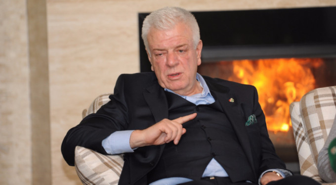 Ali Ay "Yönetim kurulunu değiştireceğim!" - Bursasporluyuz.org